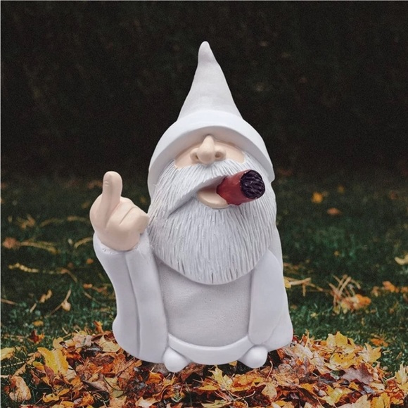 naughty wizard gnome | Accents | Funny Wizard Garden Gnome Statue ...